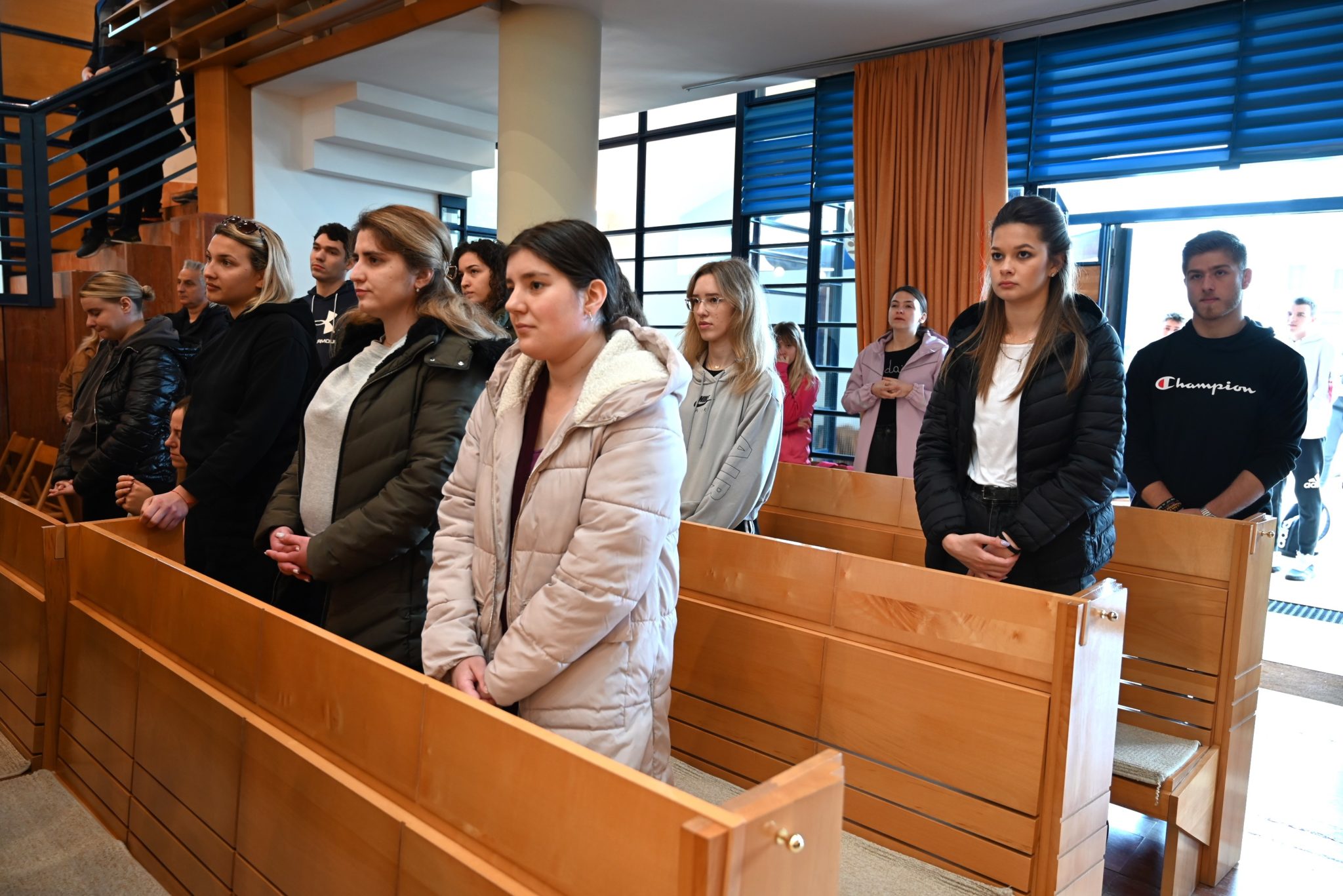 ZADAR - NIN: Križni put mladih Zadarske nadbiskupije: "Pred sobom imamo ...